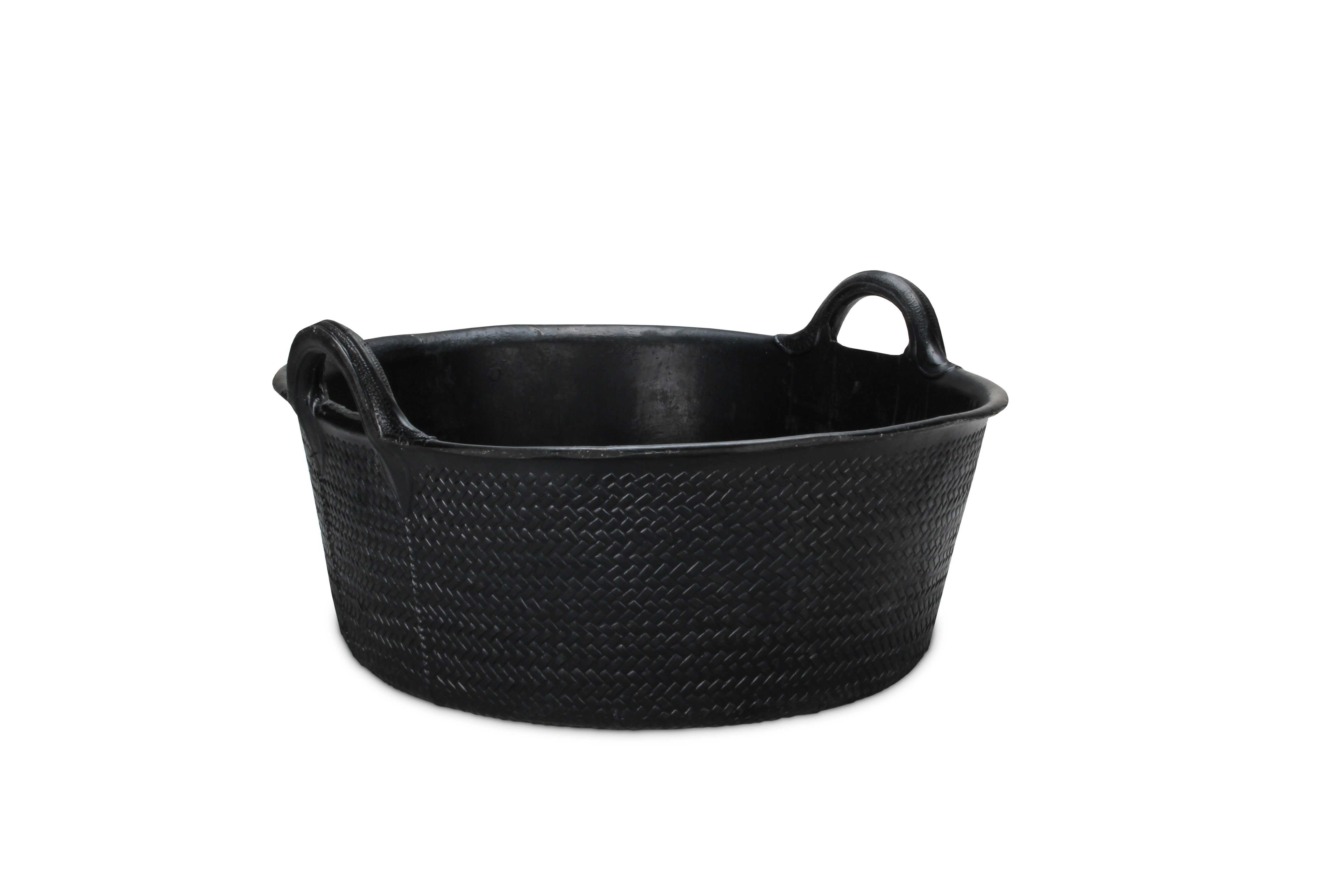 Rubber Feed Manger 20 Liter - Cow Size - Livestock Show Equipment